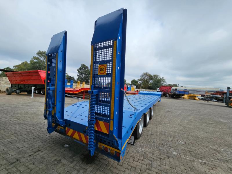 NEW PR TRI AXLE EURO DECK 40T TRAILER | PR Group